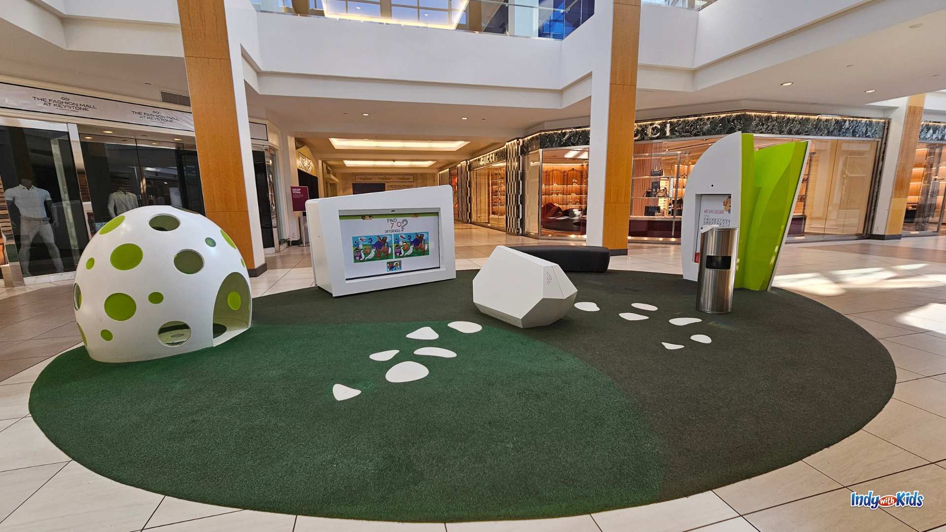 The Fashion Mall at Keystone: Family Shopping in Indy