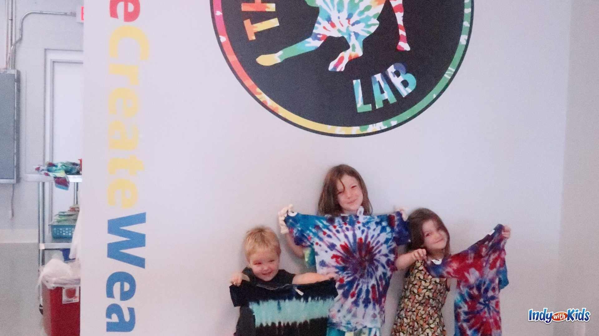 Tie Dye Lab | DIY Tie Dye Creations in Avon {Coupon} - Indy with Kids