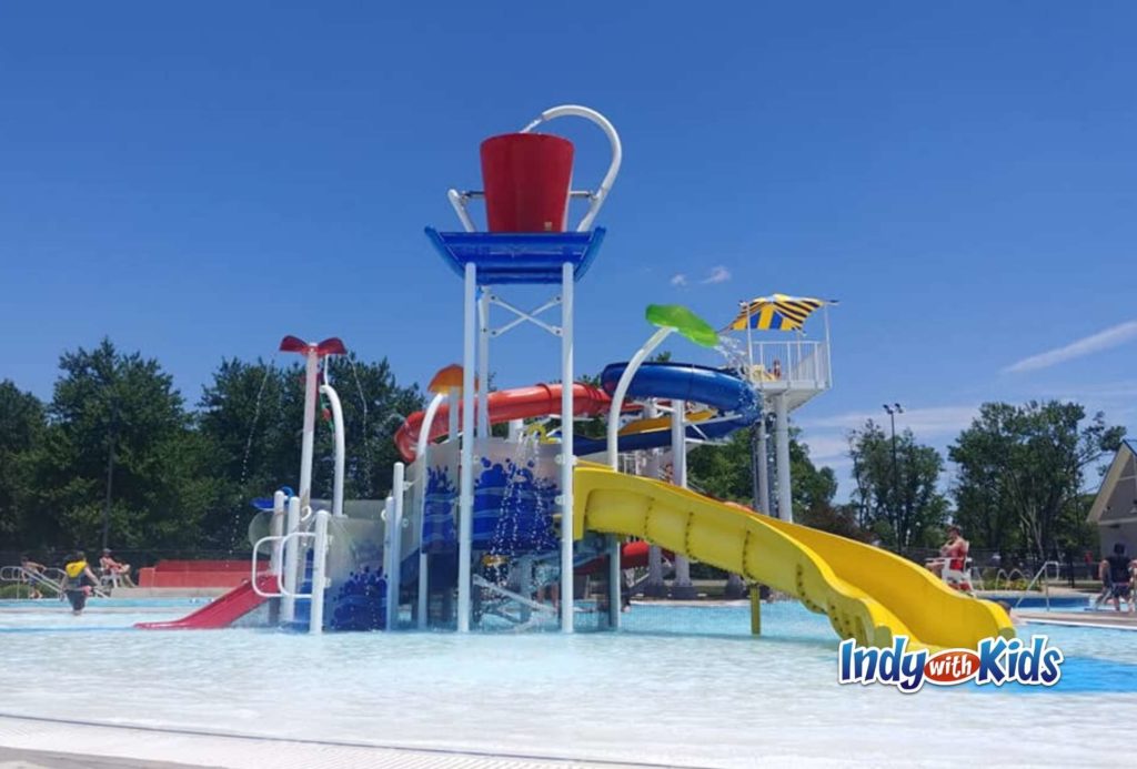 Wave Pool & Waterslides at Seashore Waterpark in Lebanon