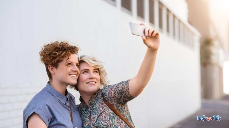 55 Social Distancing Date Night | Covid Safe Date Ideas