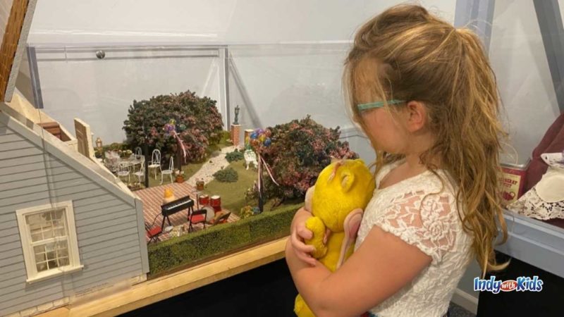 The Museum of Miniature Houses | Captivating Dollhouses, Room Boxes ...