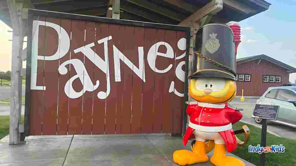 Garfield Trails | Visit Garfield Statues Along 2 Mesmerizing Trails