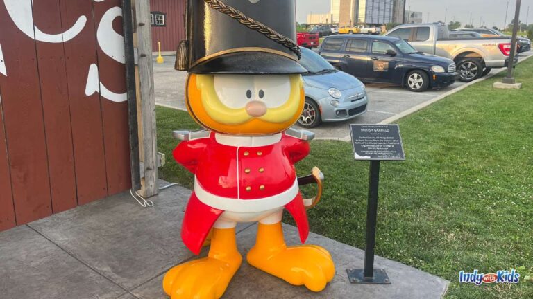 Garfield Trails | Visit Garfield Statues Along 2 Mesmerizing Trails
